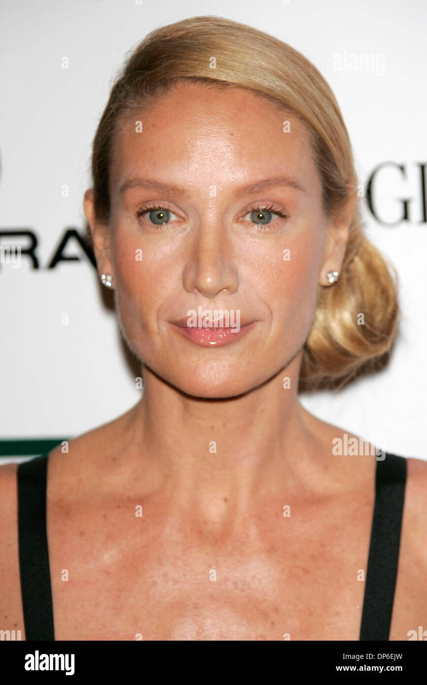 Oct 13 2006 Beverly Hills California Usa Actress Kelly Lynch At 2977