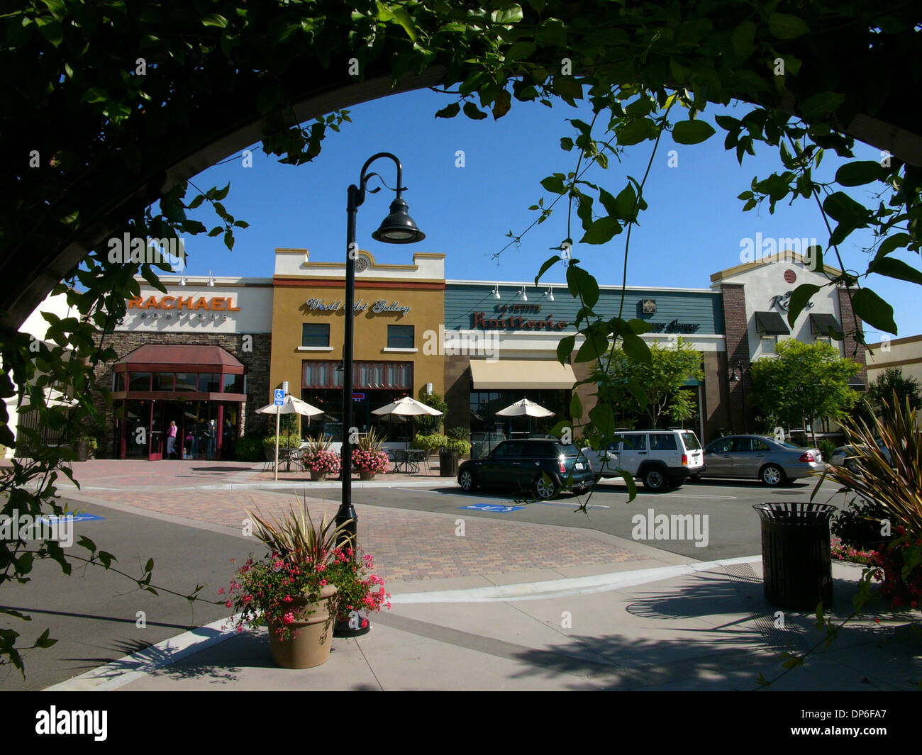 Interconnecting walkways hi-res stock photography and images - Alamy