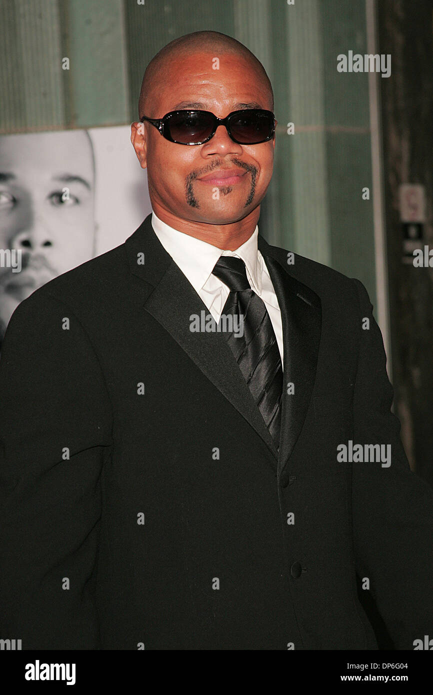 Oct 15, 2006; Los Angeles, CA, USA; Actor CUBA GOODING JR. arriving at ...