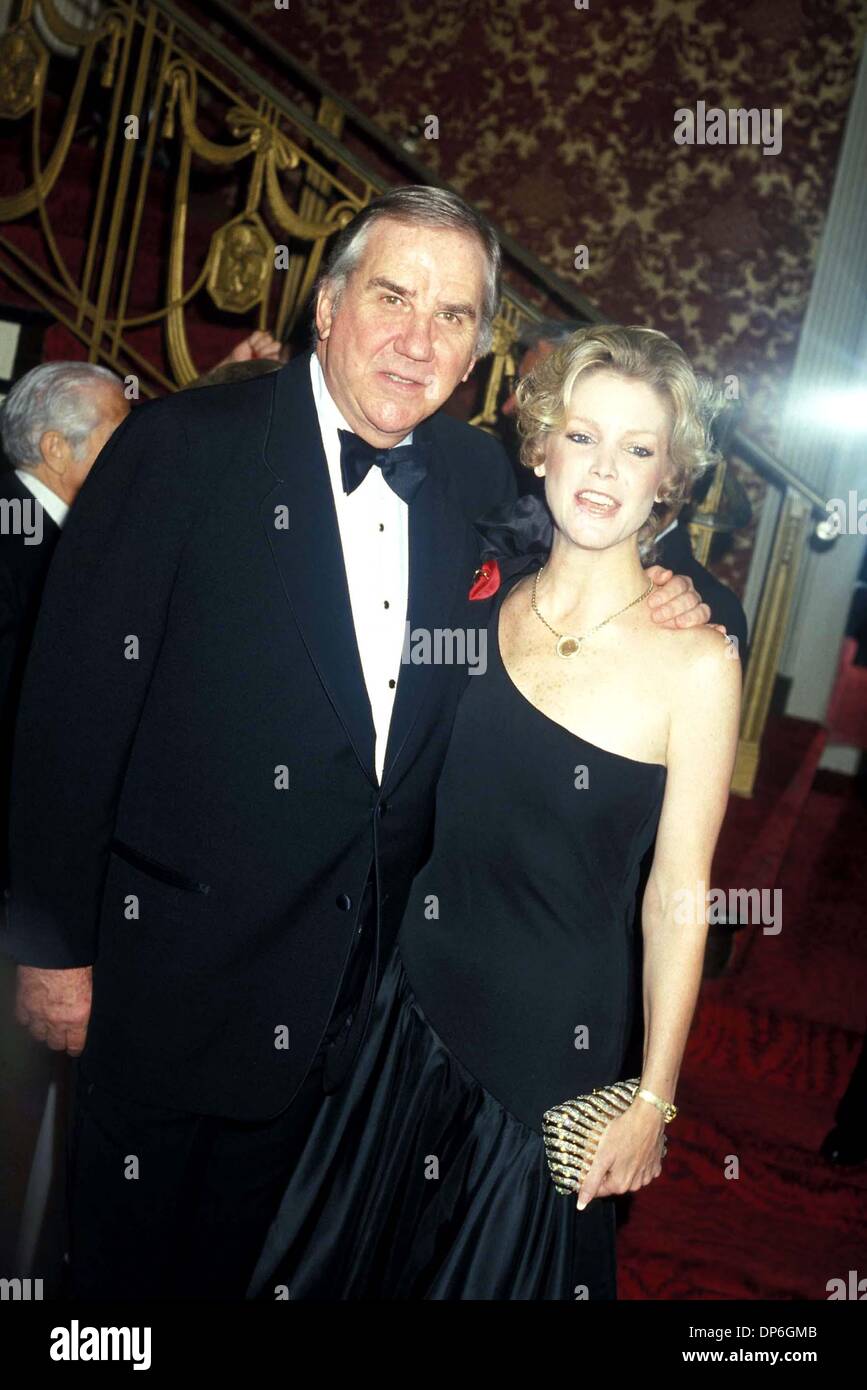 Jan. 9, 2006 - .ED MCMAHONRETRO.E0392.1981.ED MCMAHON AND WIFE VICTORIA ...
