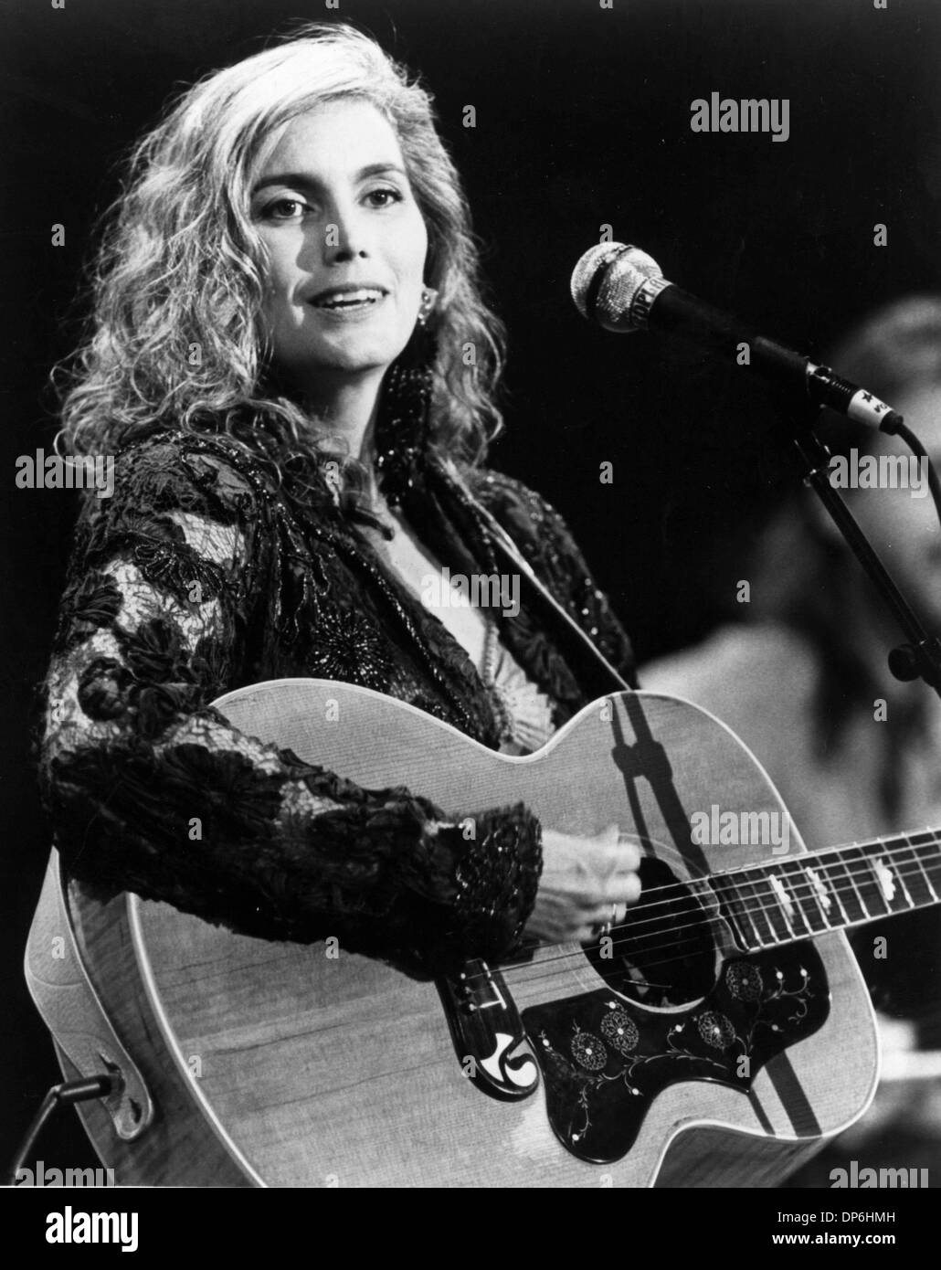 Emmylou harris hi-res stock photography and images - Alamy