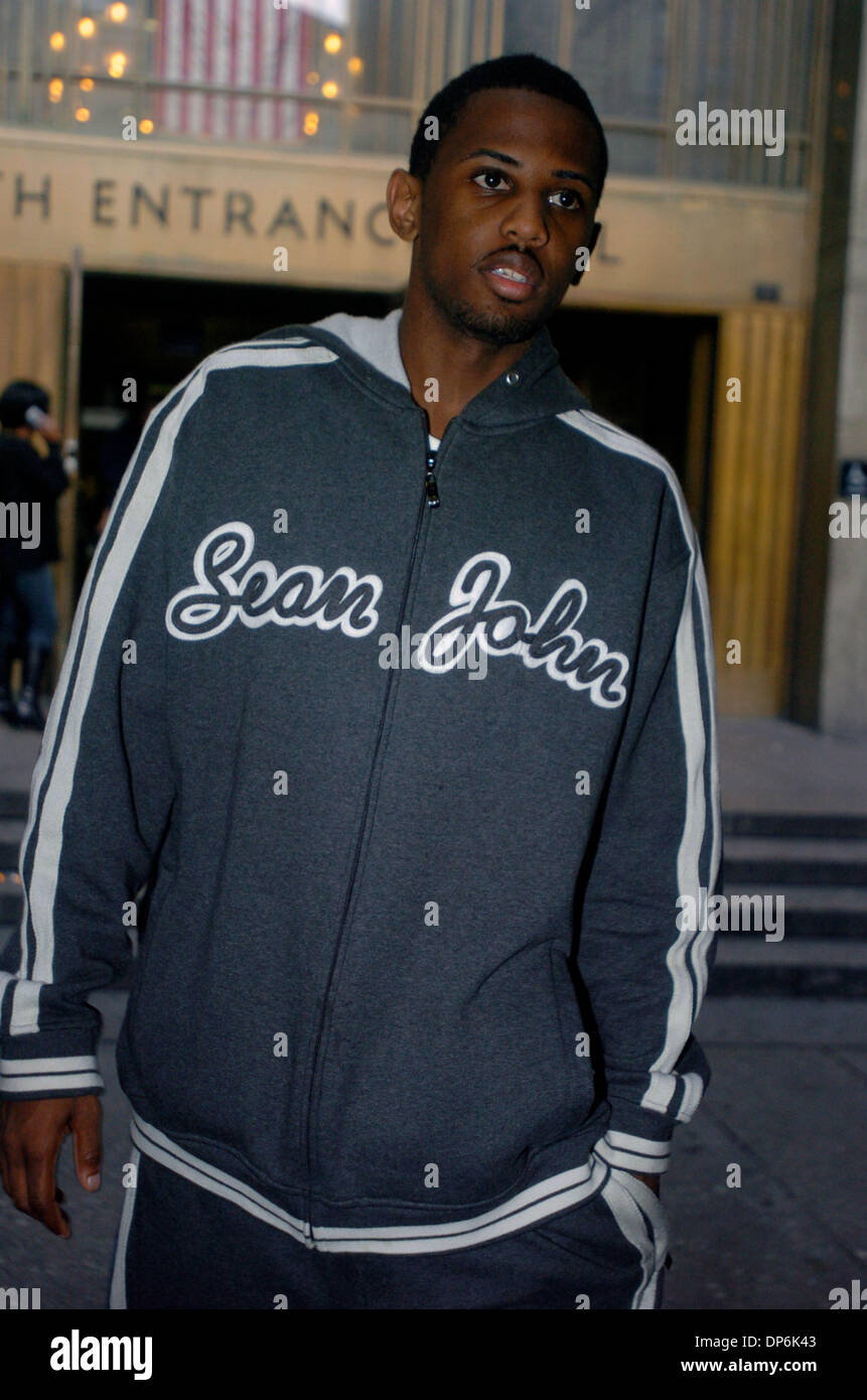 Oct 18, 2006; MANHATTAN, NEW YORK, USA; Rapper FABOLOUS, whose real ...