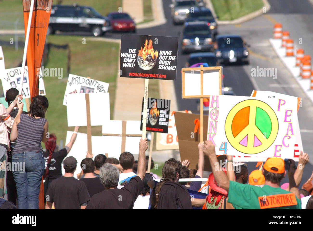 President bush school visit hi-res stock photography and images - Alamy