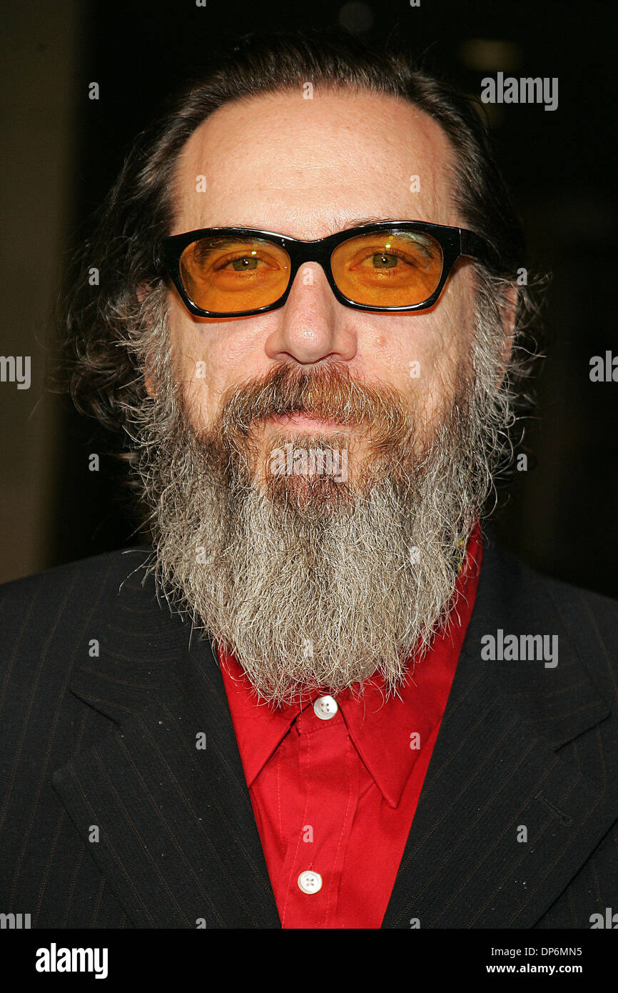 Larry charles hi-res stock photography and images - Alamy