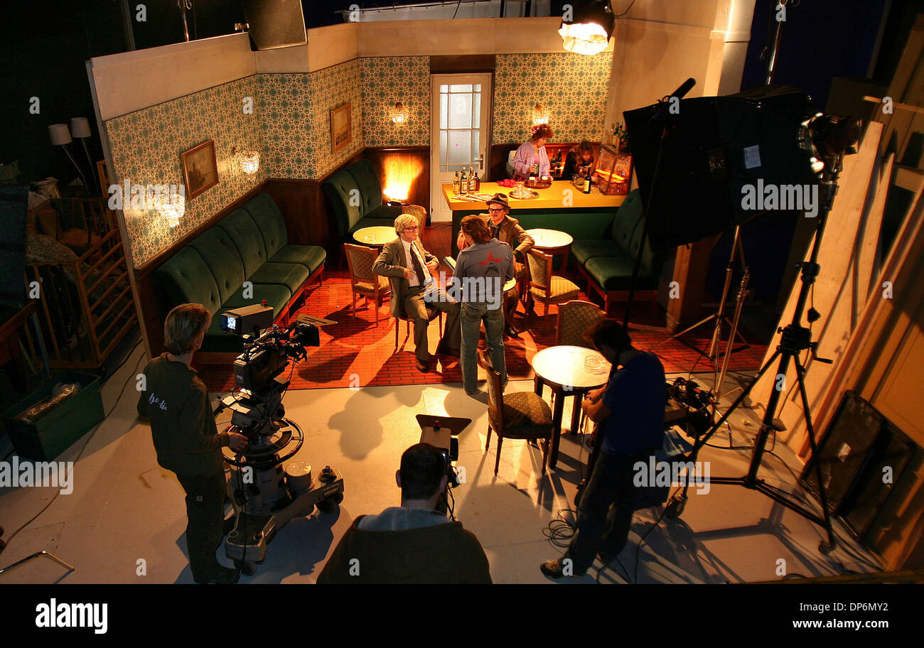 Acting stage hi-res stock photography and images - Alamy