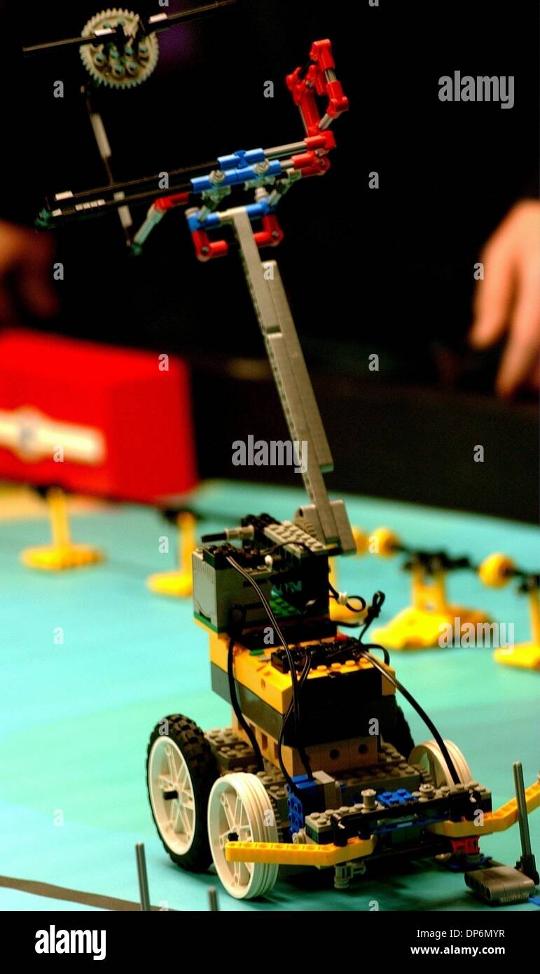 Dec 17, 2005 - Crestview Hills, Kentucky, USA - The pre-programmed ...