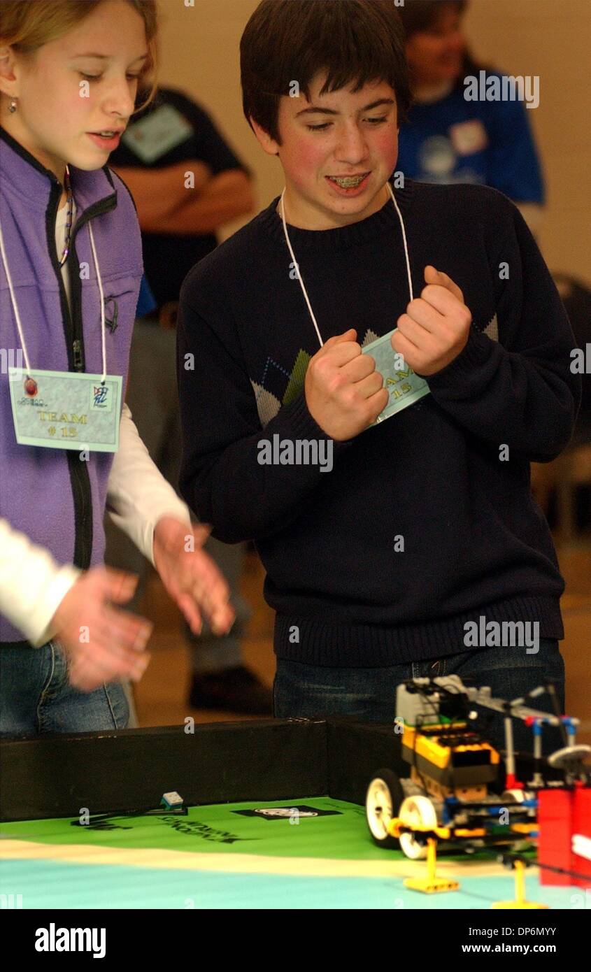 Dec 17, 2005 - Crestview Hills, Kentucky, USA - The pre-programmed ...