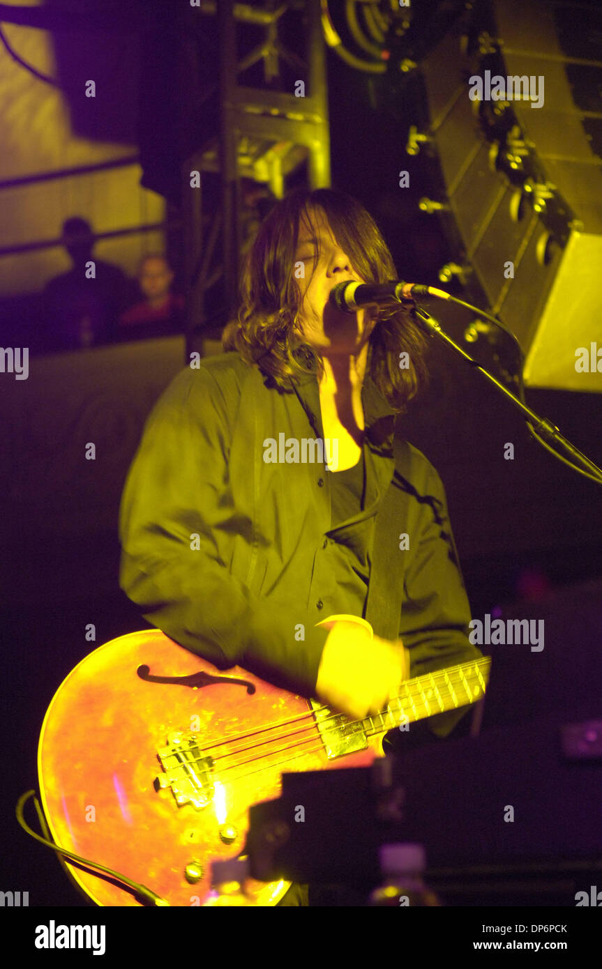 Brandon curtis keyboards hi-res stock photography and images - Alamy