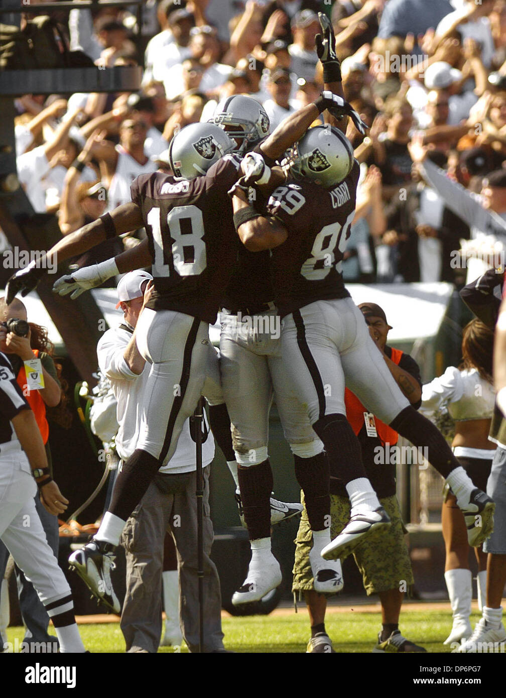 Randy moss hi-res stock photography and images - Alamy