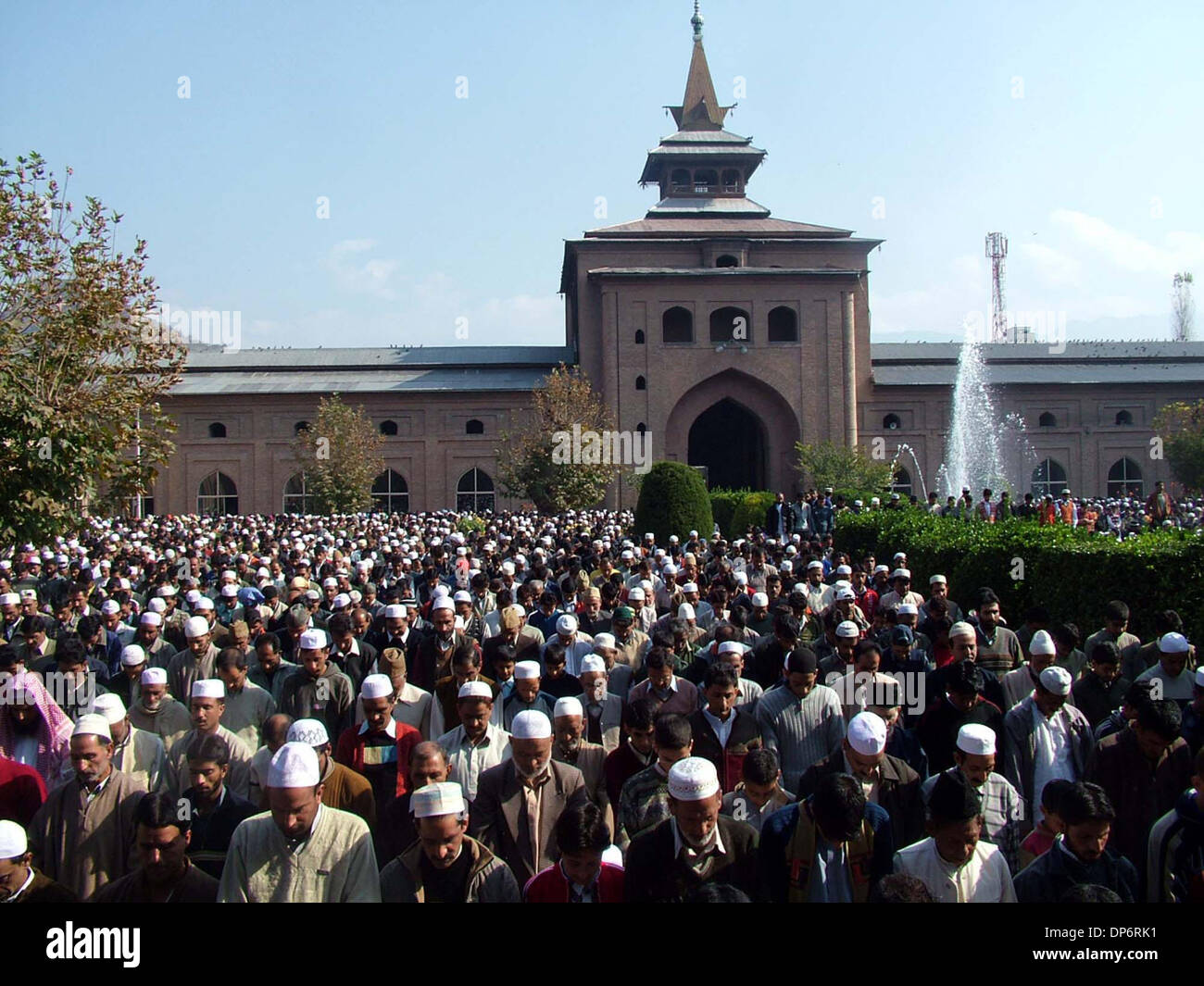 Oct 25, 2006; Srinagar, Kashmir, INDIA; Indian Kashmiri men pray on the ...