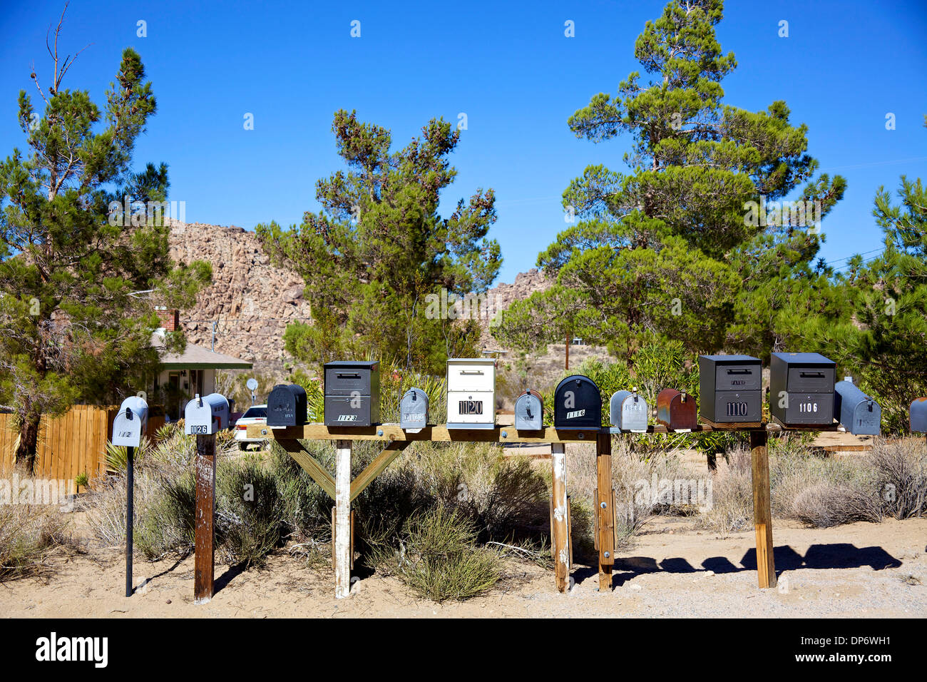 American post mail boxes hi-res stock photography and images - Alamy