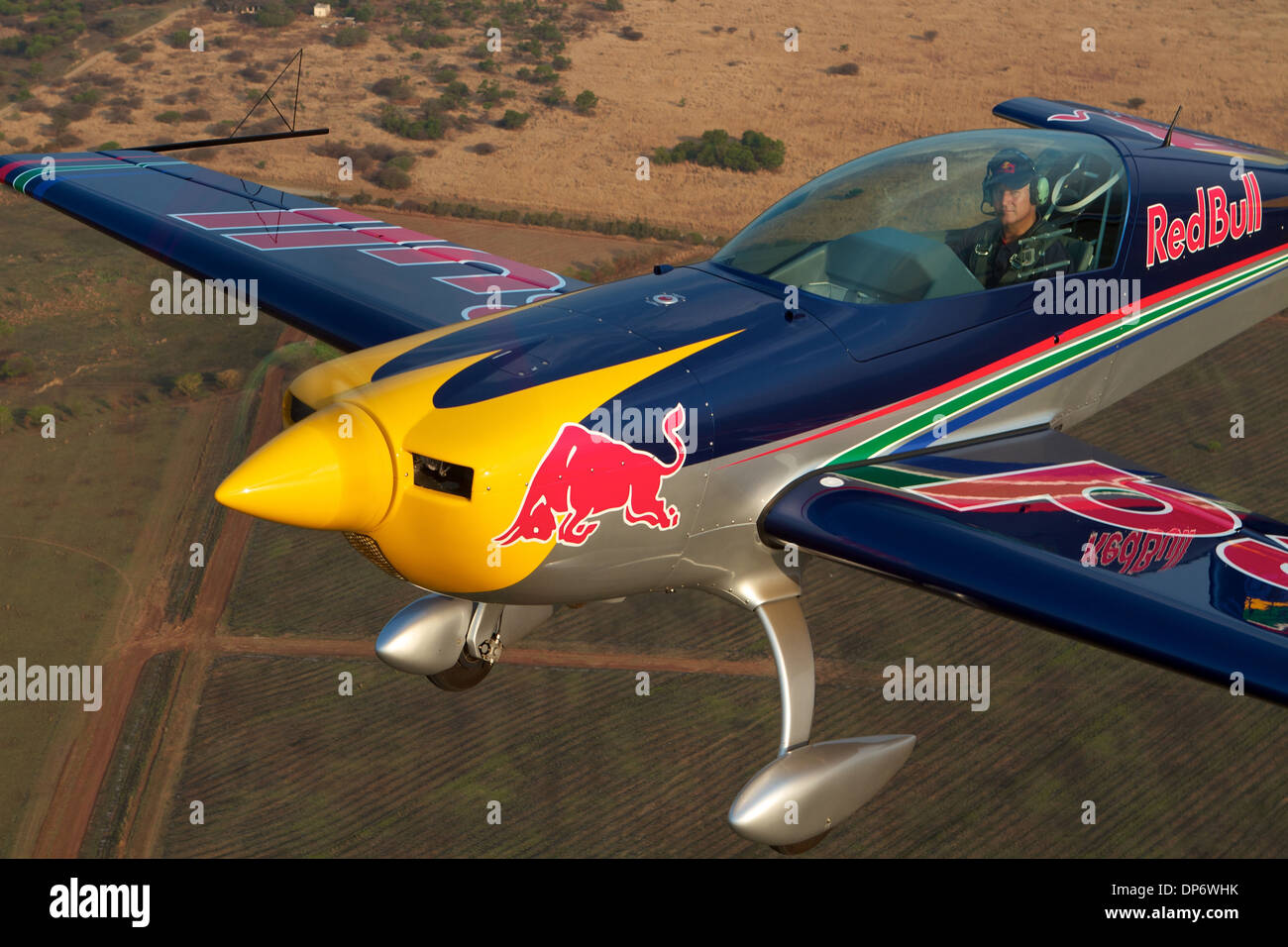 Extra 330 hi-res stock photography and images - Alamy
