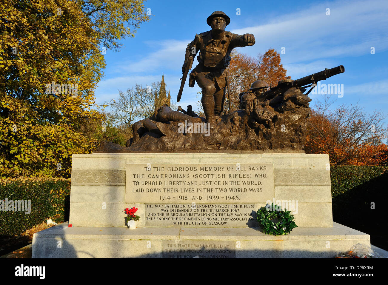 Cameronians (Scottish Rifles) war memorial in Kelvingrove Park, Glasgow ...