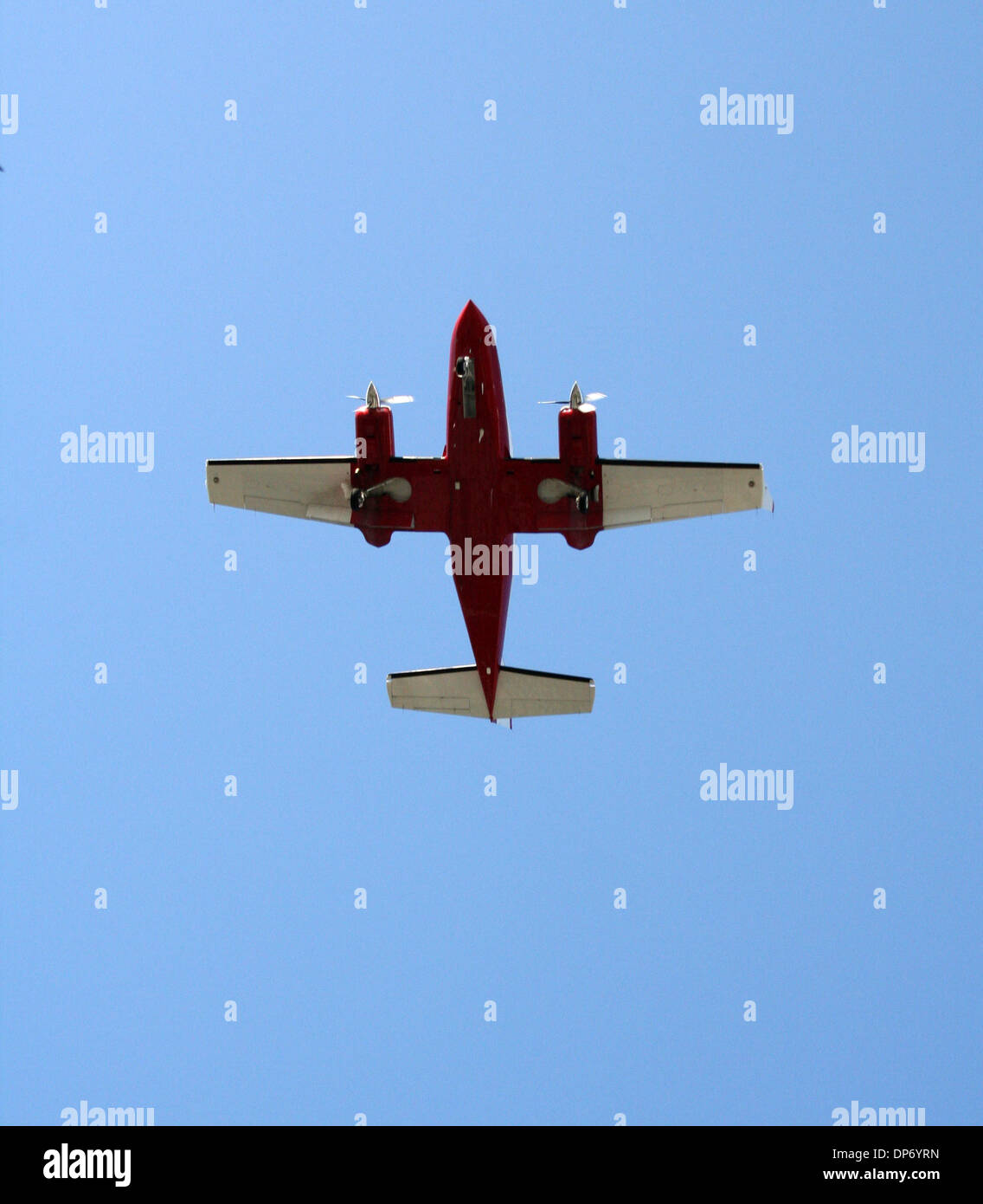 Oct 29, 2006; Irvine, CA, USA; A small propeller plane makes its final ...