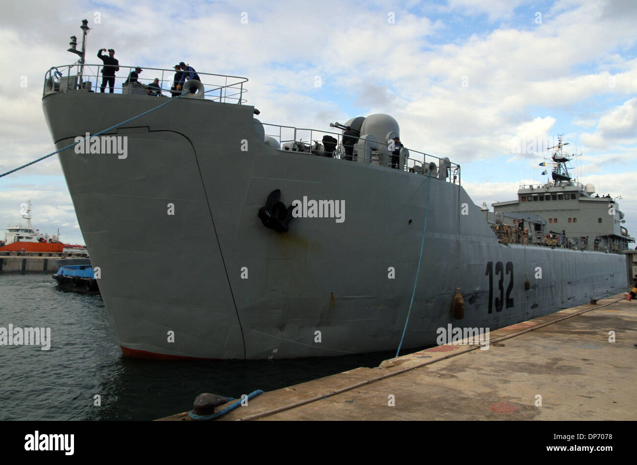 Tripoli, Libya. 8th Jan, 2014. The Libyan Navy ship of Ibn Auf arrives ...