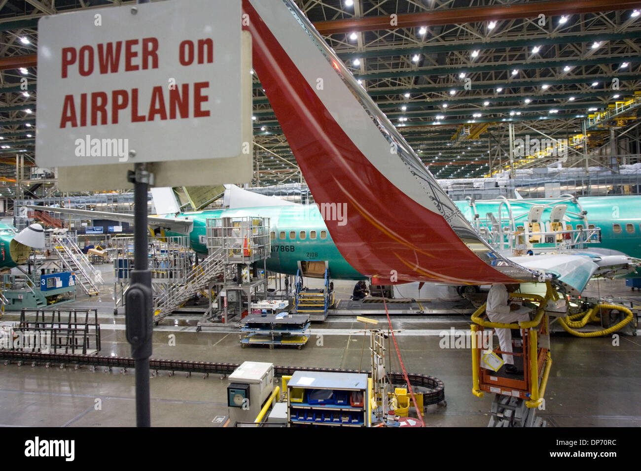 Boeing 737 production line hi-res stock photography and images - Alamy