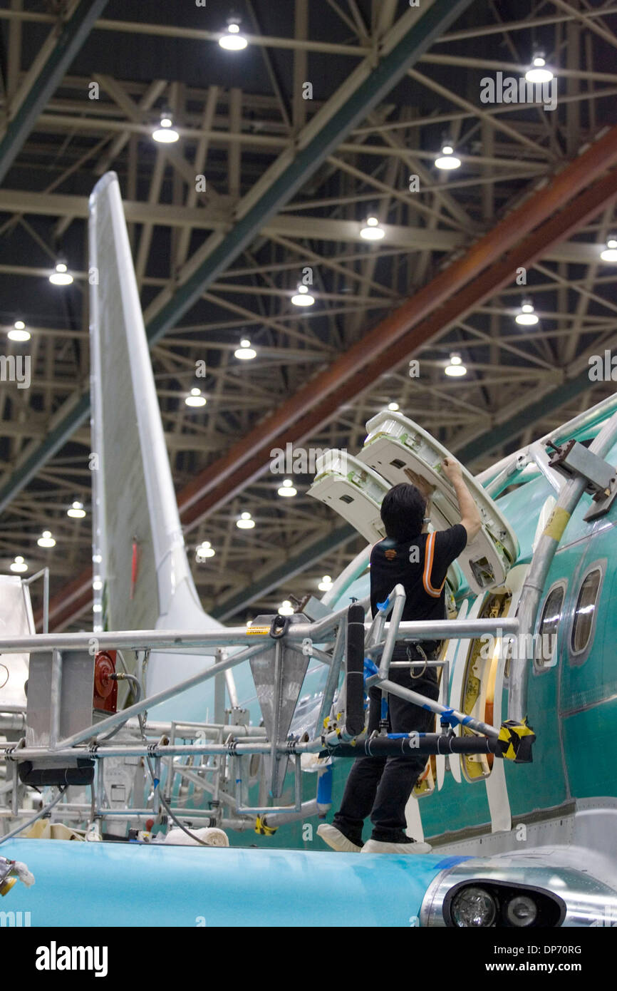 Boeing 737 production line hi-res stock photography and images - Alamy