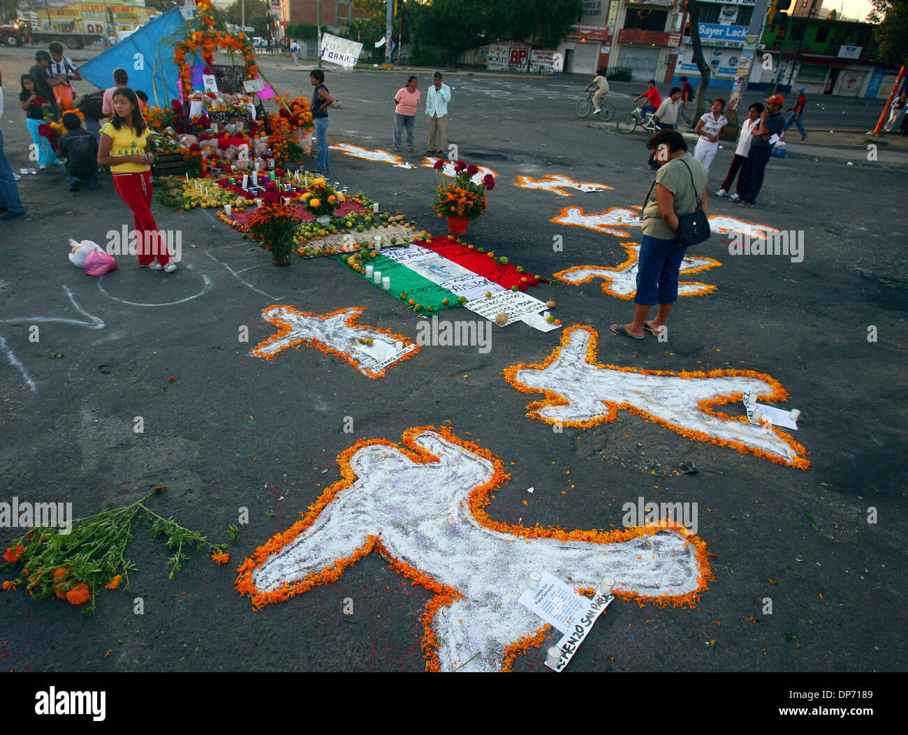 Riot police in oaxaca mexico hi-res stock photography and images - Alamy
