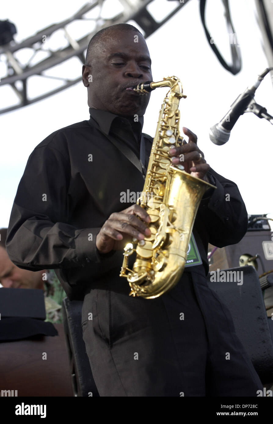 Maceo parker music hi-res stock photography and images - Alamy