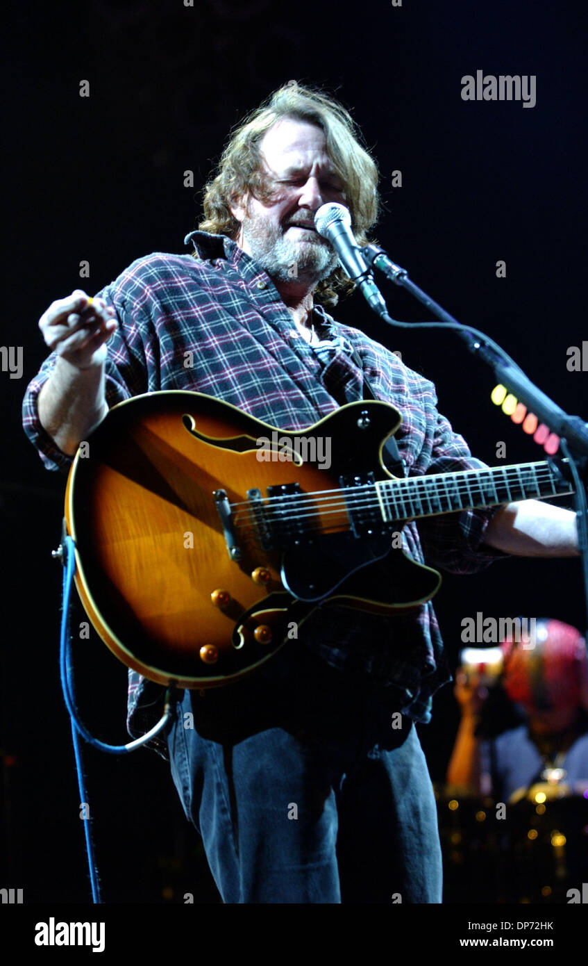 John bell widespread panic hi-res stock photography and images - Alamy