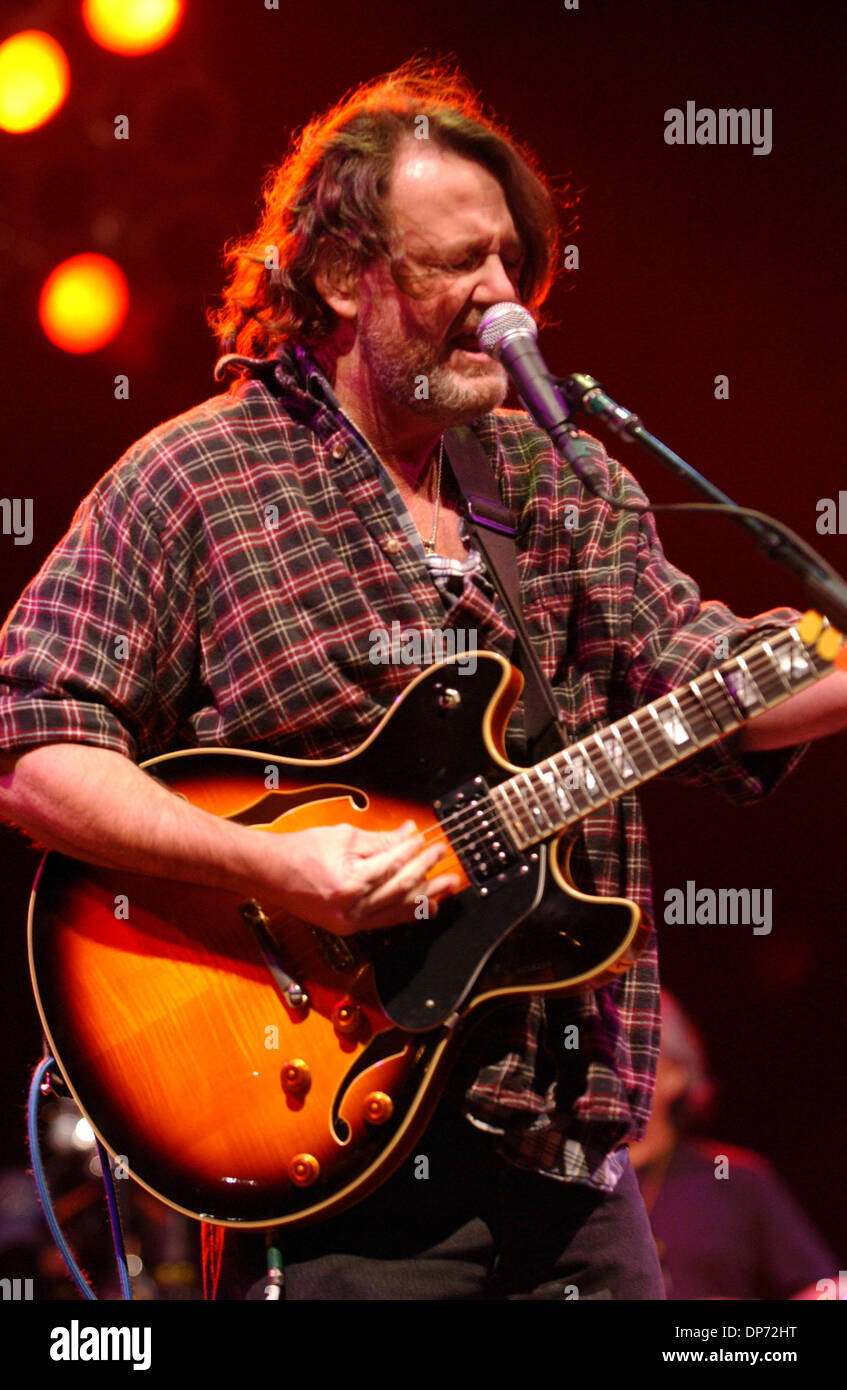 John bell widespread panic hi-res stock photography and images - Alamy