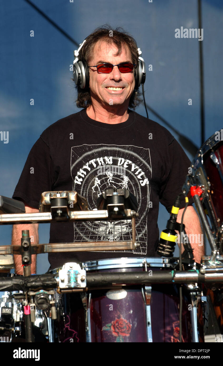 Oct 29, 2006; Las Vegas, NV, USA; Drummer MICKEY HART who is an ...