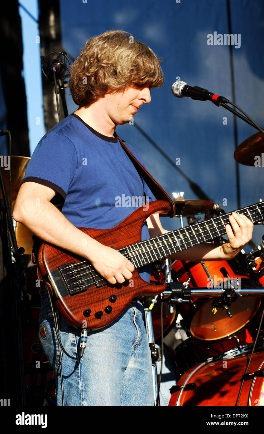 Oct 29, 2006; Las Vegas, NV, USA; Bass Guitarist MIKE GORDON who is an ...