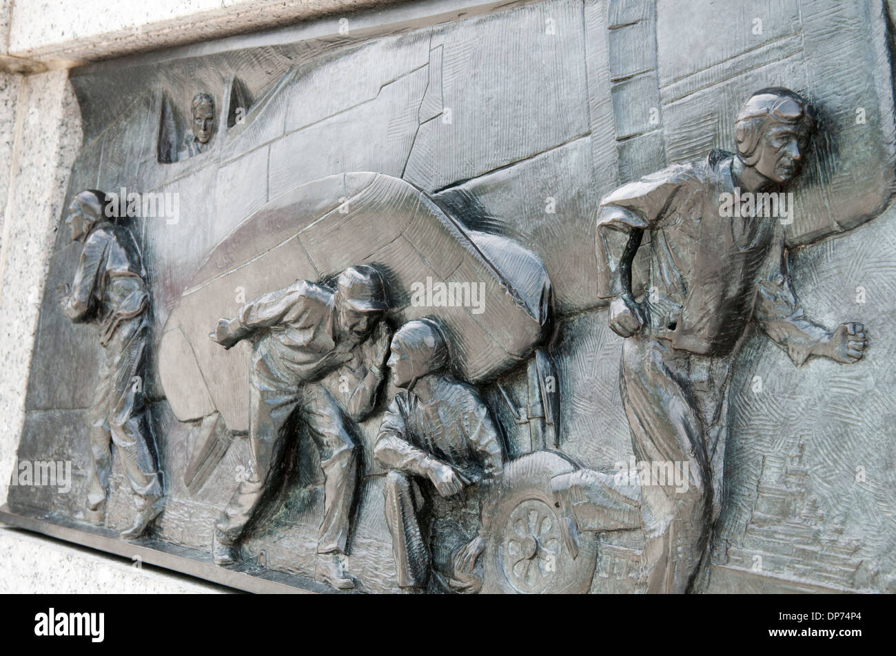 Bronze sculptures on the National World War II Memorial in Washington ...