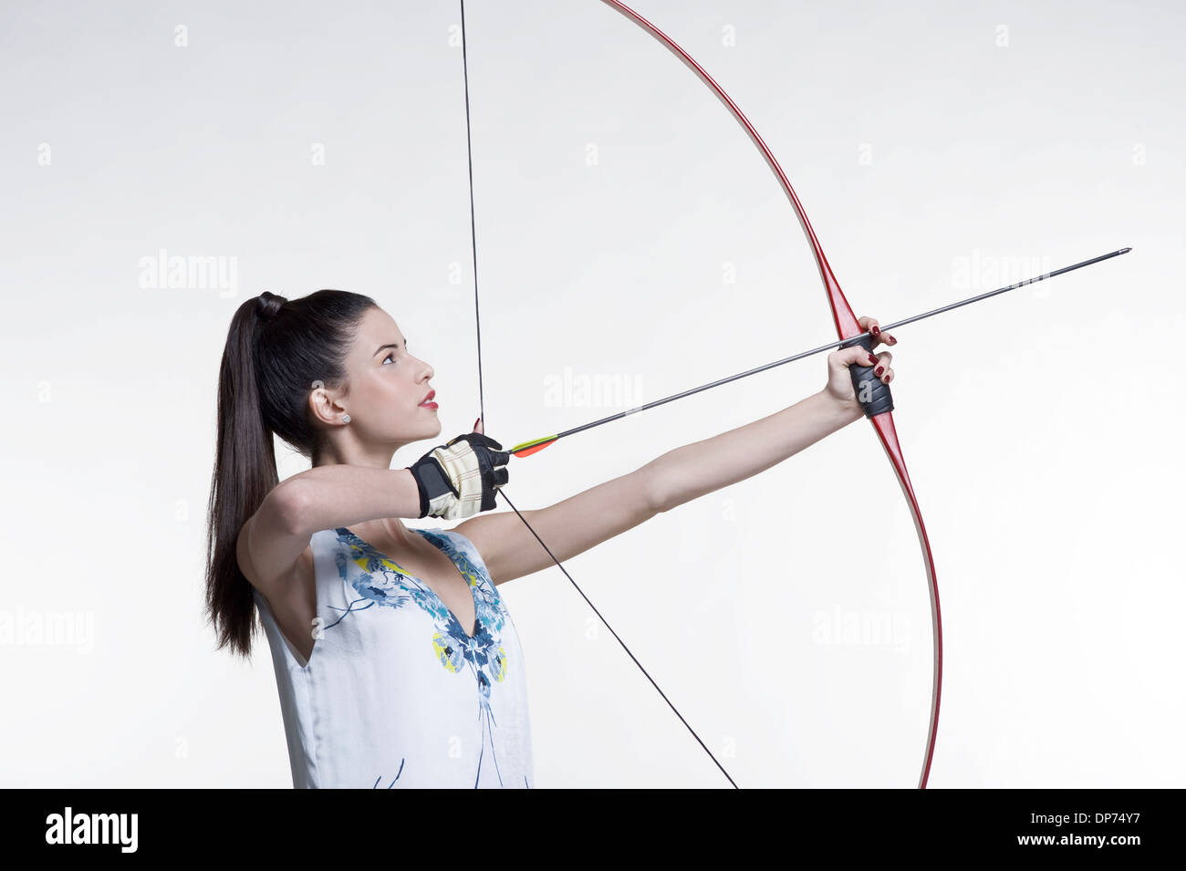 Archery training teen hi-res stock photography and images - Alamy