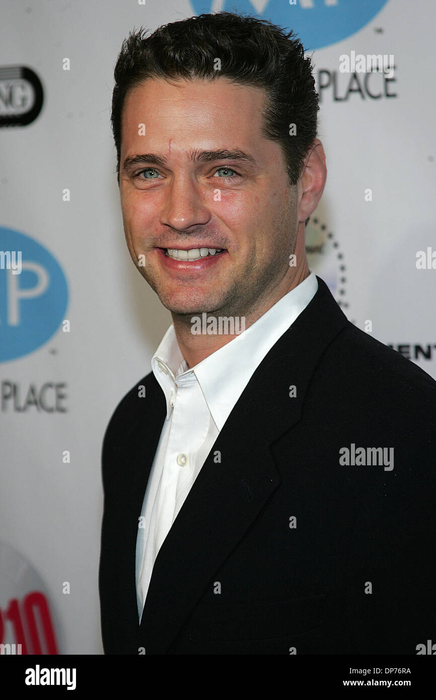 Beverly hills 90210 jason priestley hi-res stock photography and images ...