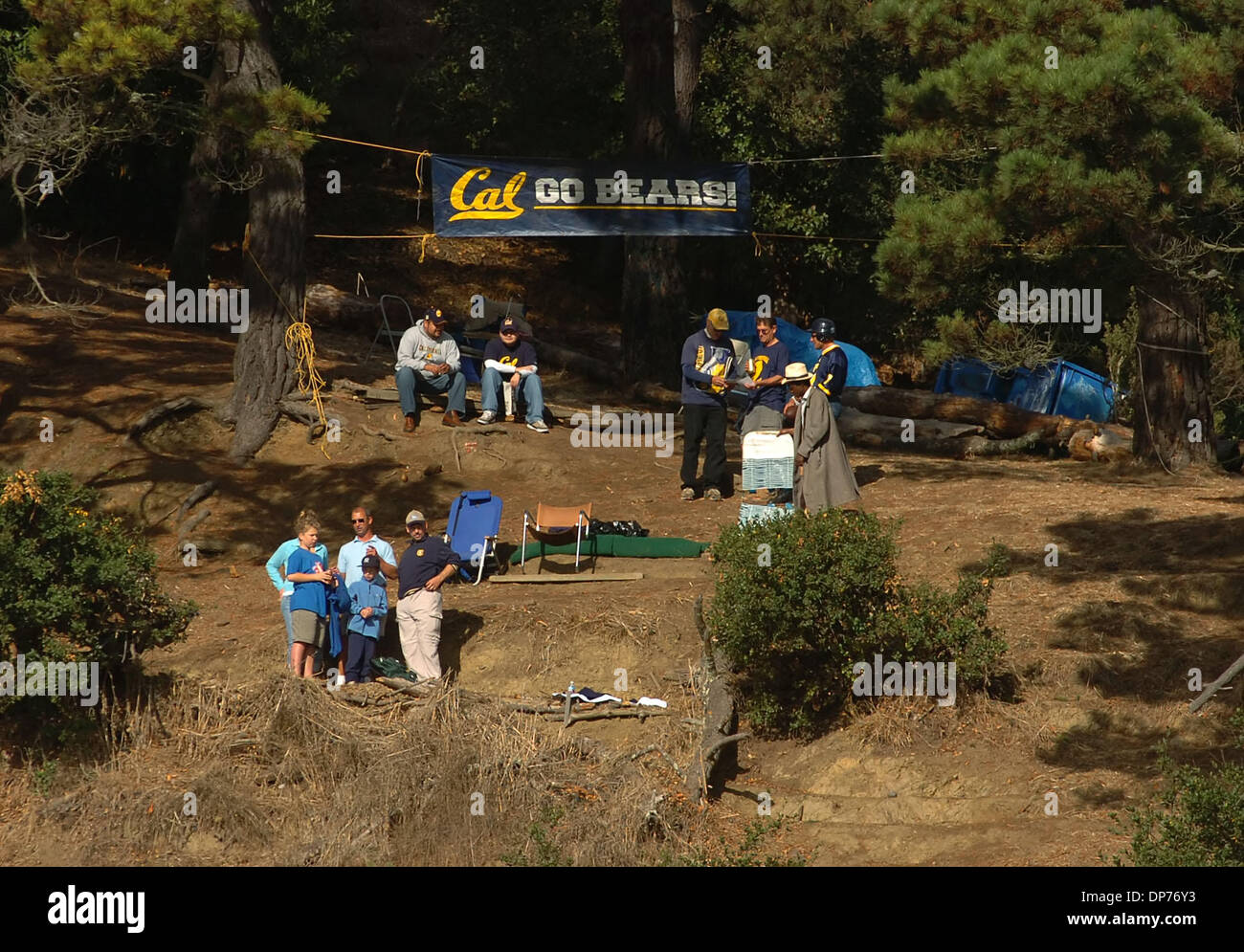 Nov 04, 2006; Berkeley, CA, USA; Arriving three hours before game time ...