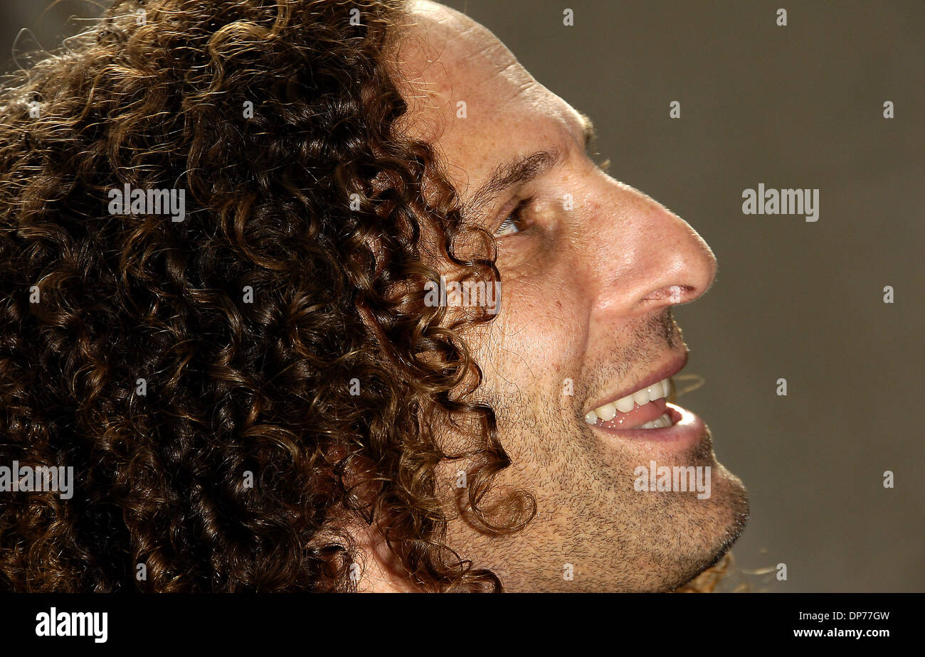 November 5, 2006; Beverly Hills, CA, USA; Musician KENNETH (KENNY G ...