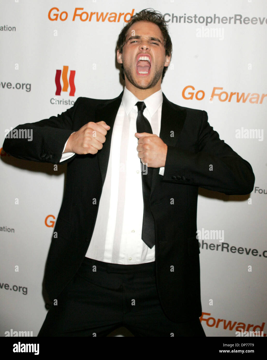 Nov 06, 2006; New York, NY, USA; Broadway actor 'Tarzan' JOSH ...