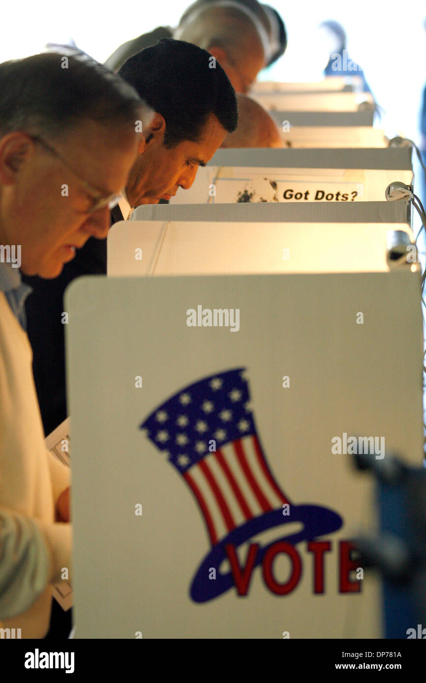 Midterm 2006 hi-res stock photography and images - Alamy