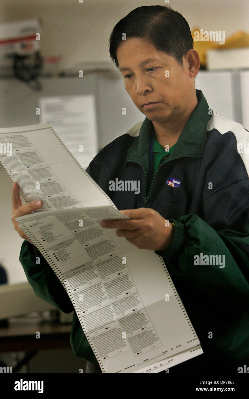 Ballot processing machine hi-res stock photography and images - Alamy