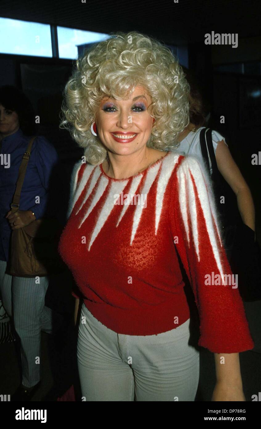 Apr. 24, 2006 - 15397.DOLLY PARTON.1989. PHOTOS(Credit Image: © Globe ...