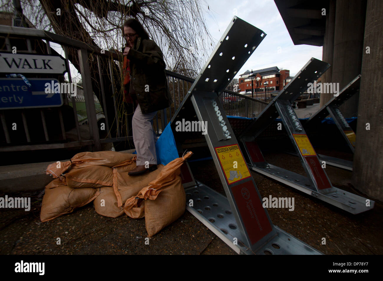 Flooding in guildford hi-res stock photography and images - Alamy