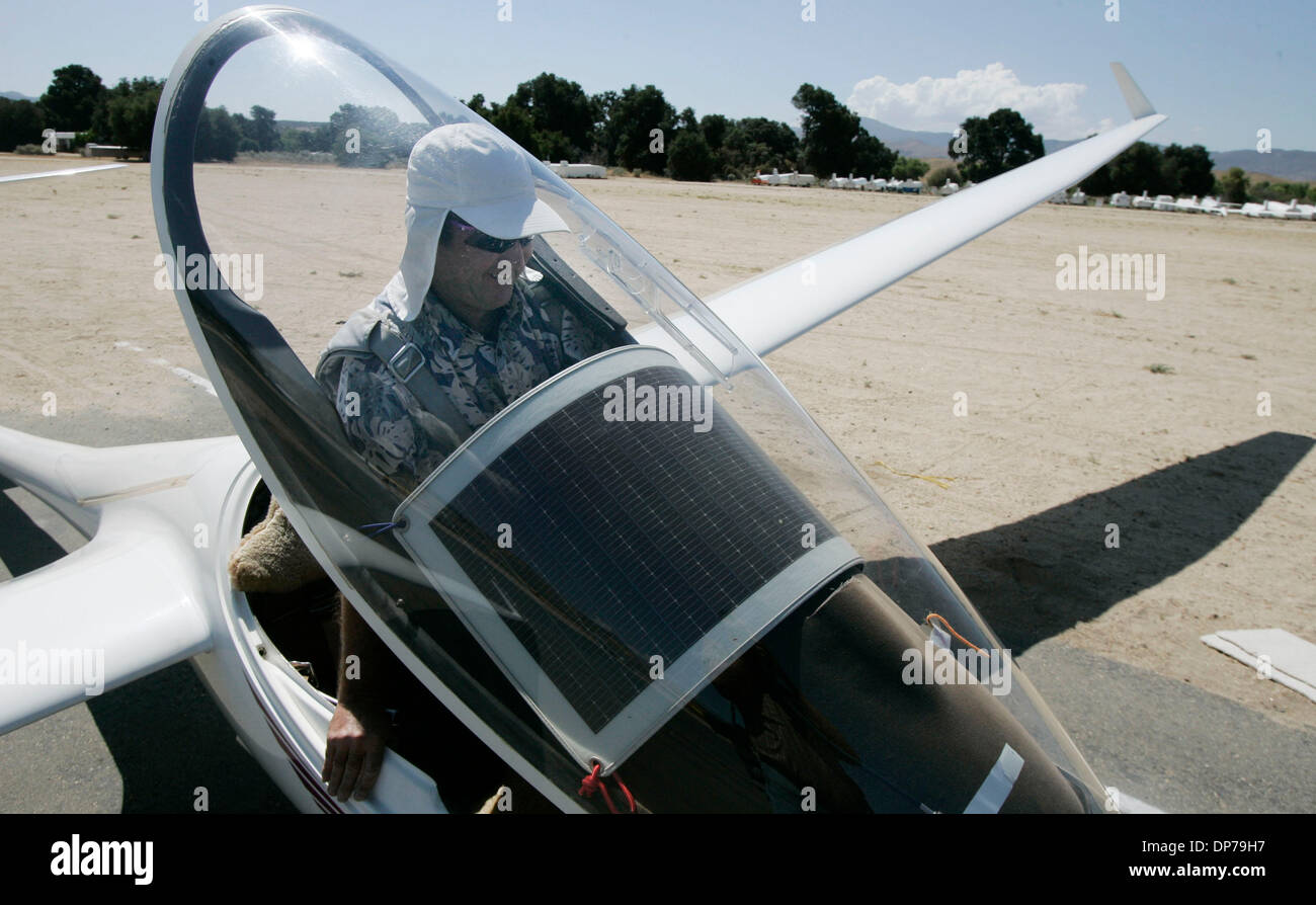 Aug 22, 2006; Warner Springs, CA, USA; ROBERT STEVEN MAWHINNEY prepares ...