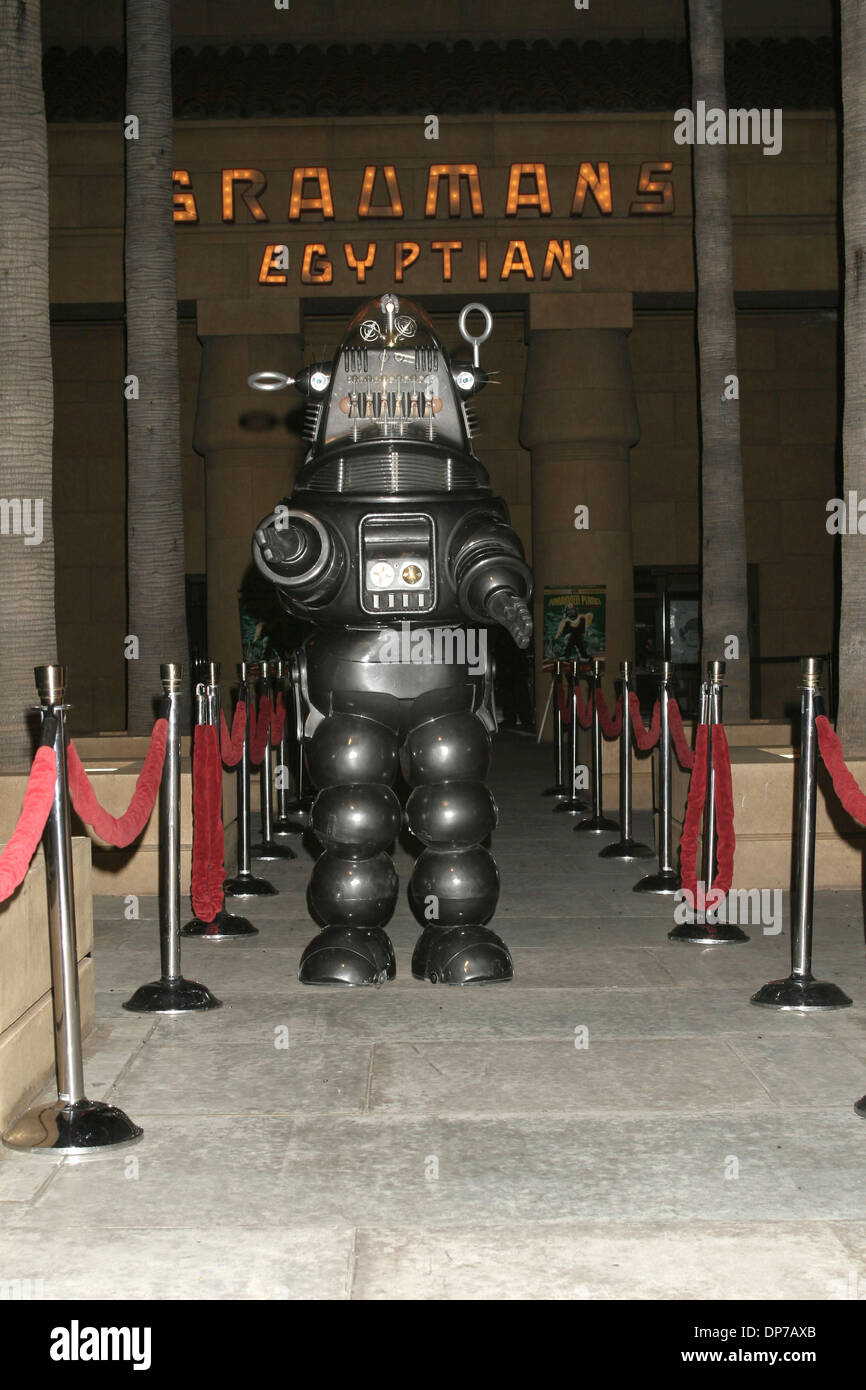 Robby the robot hi-res stock photography and images - Alamy