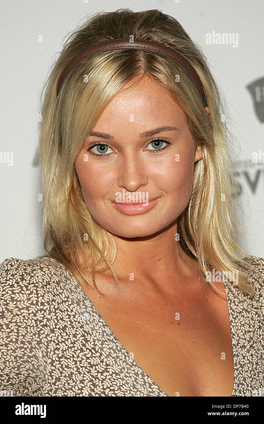 Hay arrivals for hi-res stock photography and images - Alamy