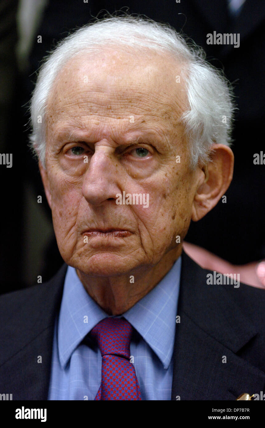 Crime families hi-res stock photography and images - Alamy