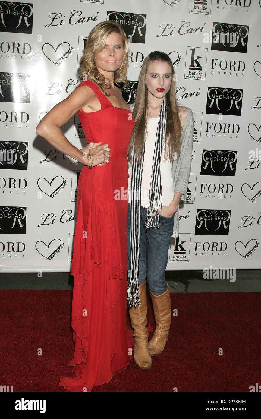 Nov 10, 2006; Los Angeles, CA, USA; Actress MARIEL HEMINGWAY and ...