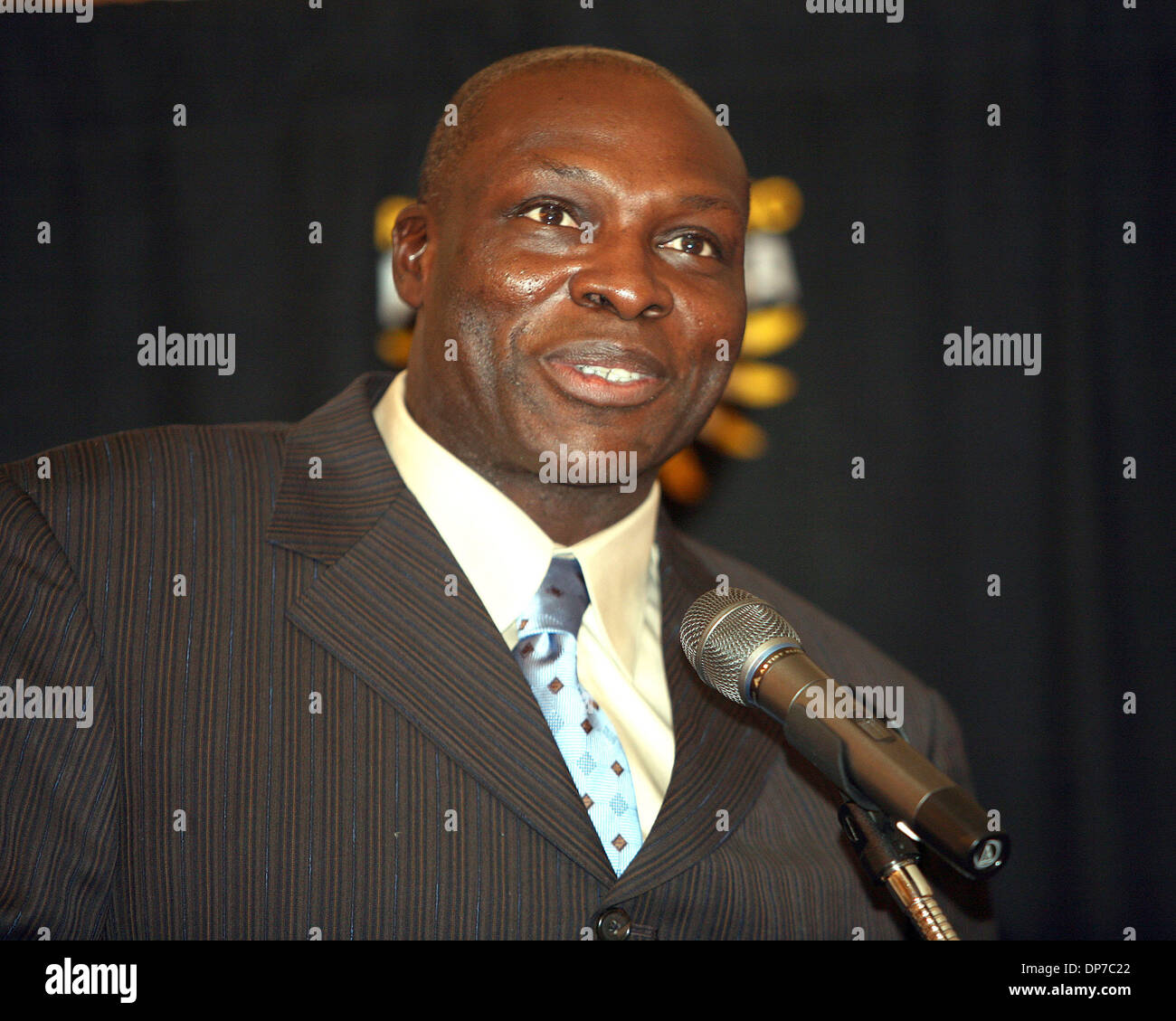 Nov 11, 2006; Temecula, CA, USA; BRUCE SMITH takes the podium at The ...