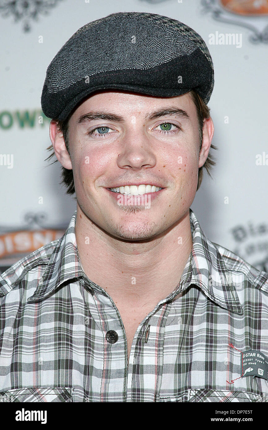 Josh Henderson Religion