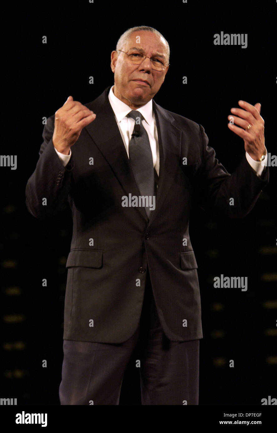 General colin powell hi-res stock photography and images - Alamy