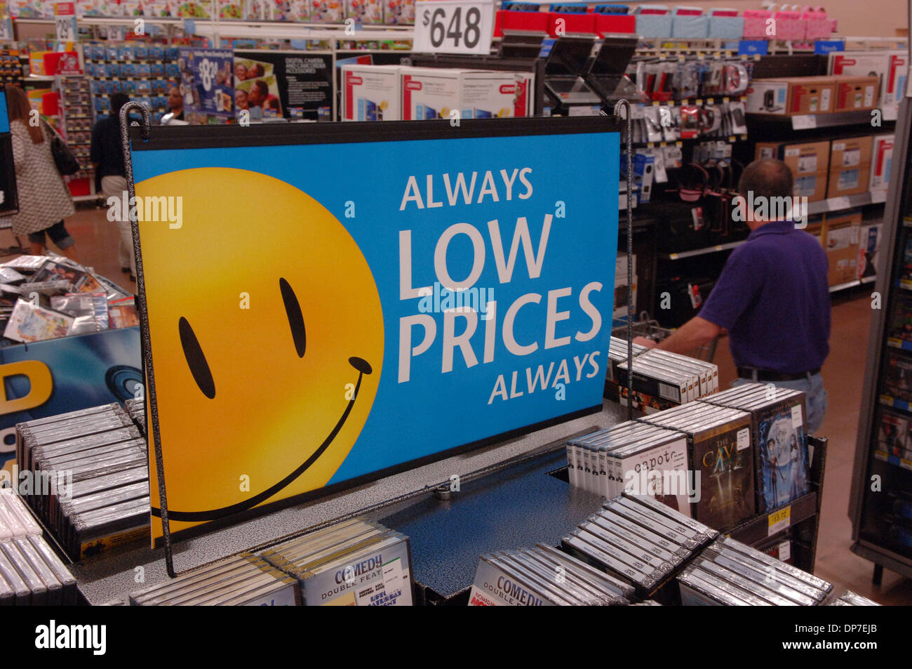 Wal mart atlanta 2006 hi-res stock photography and images - Alamy
