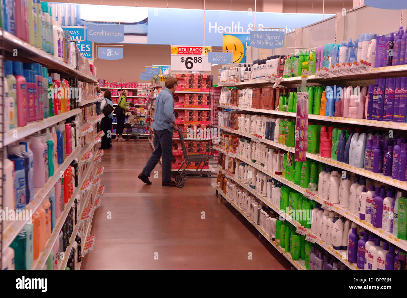 Wal mart atlanta 2006 hi-res stock photography and images - Alamy