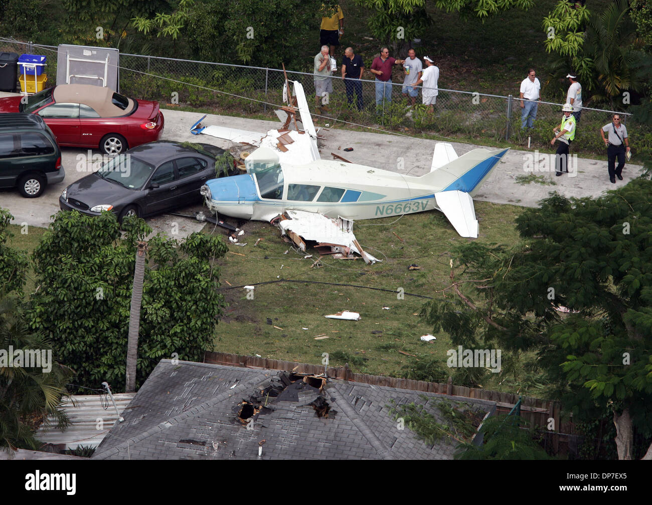 Single engine plane crashed hi-res stock photography and images - Alamy