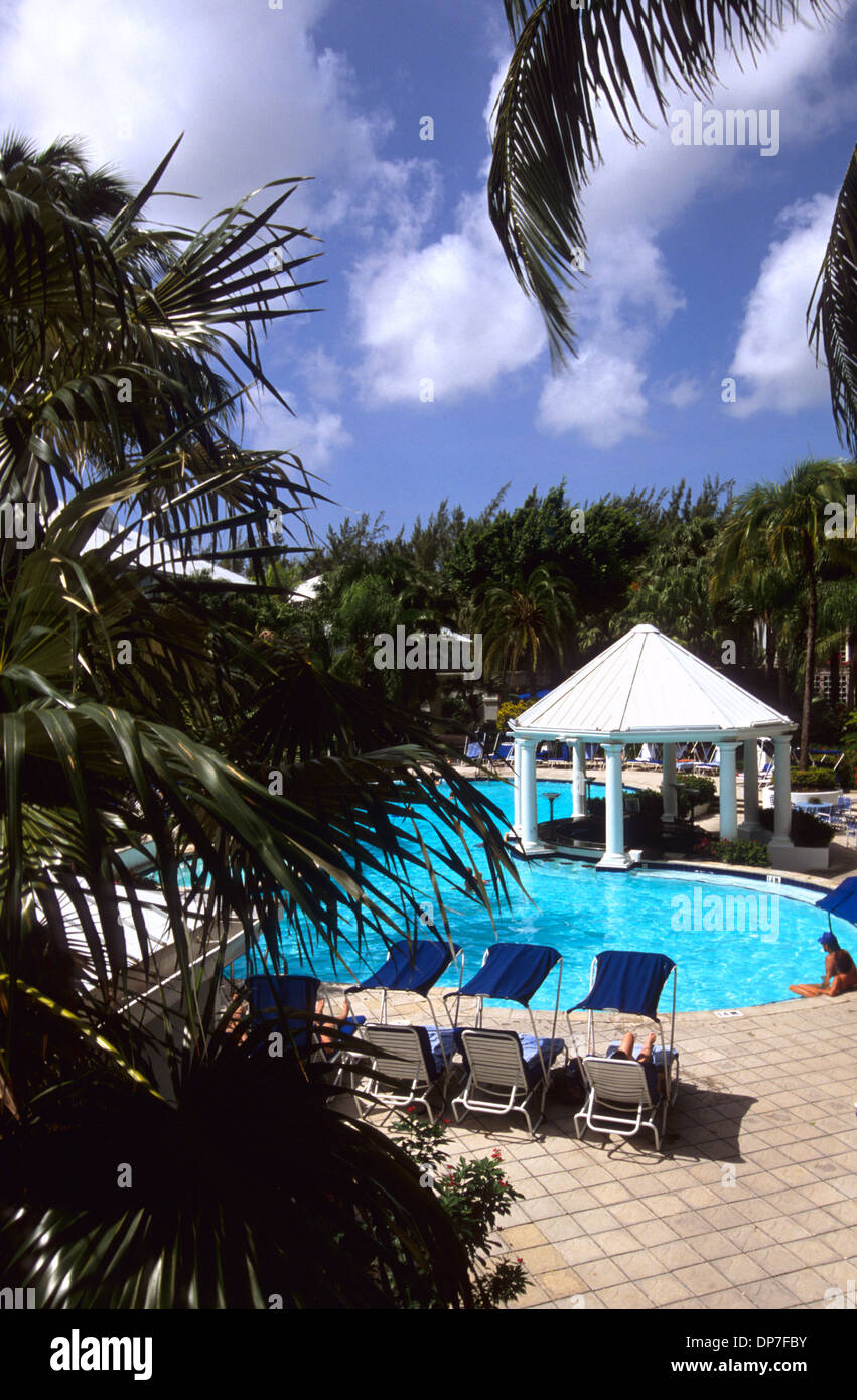 At the hyatt regency grand cayman hi-res stock photography and images ...