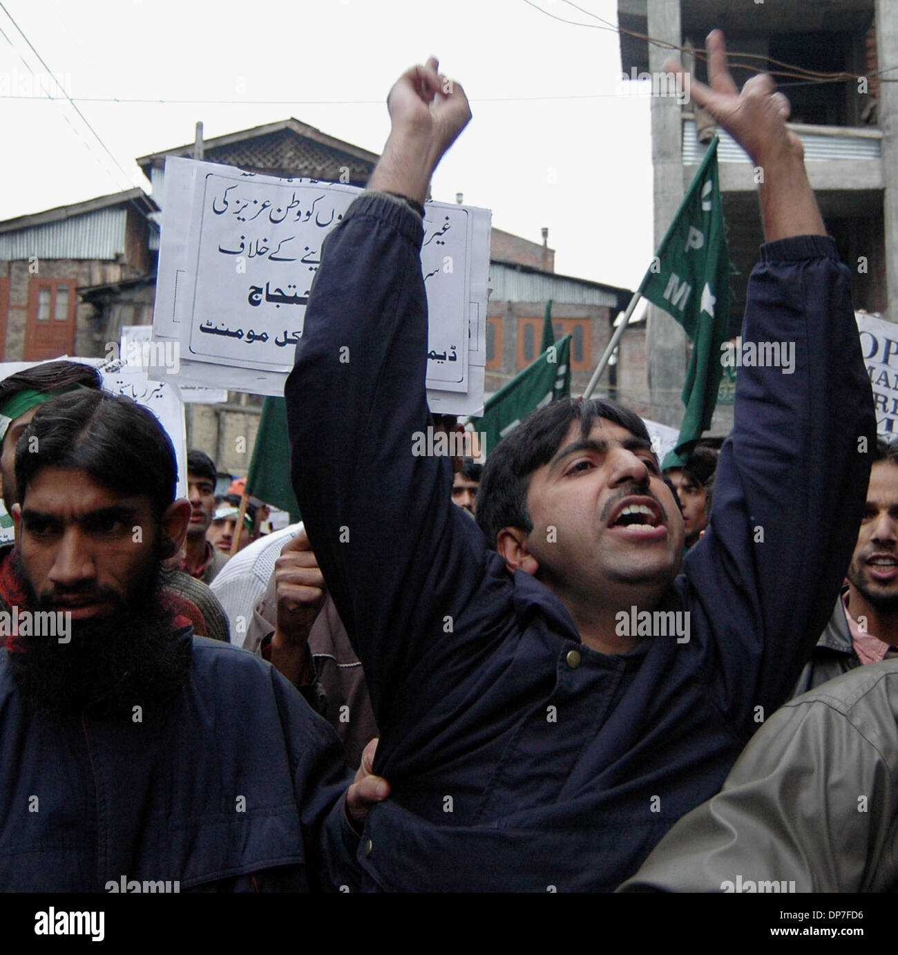 Kashmir freedom movement demonstration hi-res stock photography and ...
